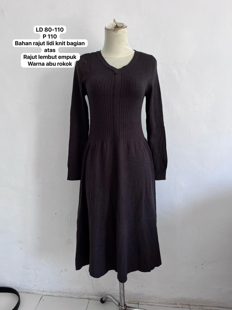 Mididress bahan rajut knit lidi korea look warna abu rokok tua lengan ...