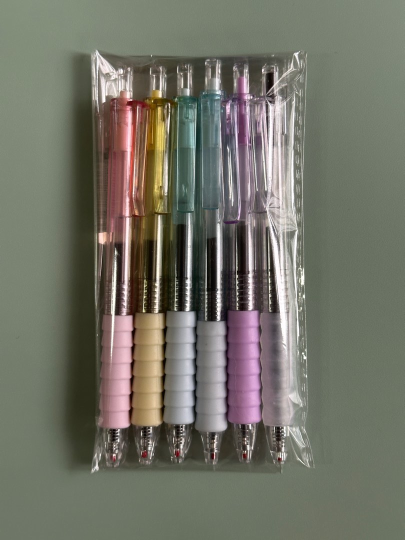 Muji INS 0.5 black gel pens multicolor, Hobbies & Toys, Stationery ...