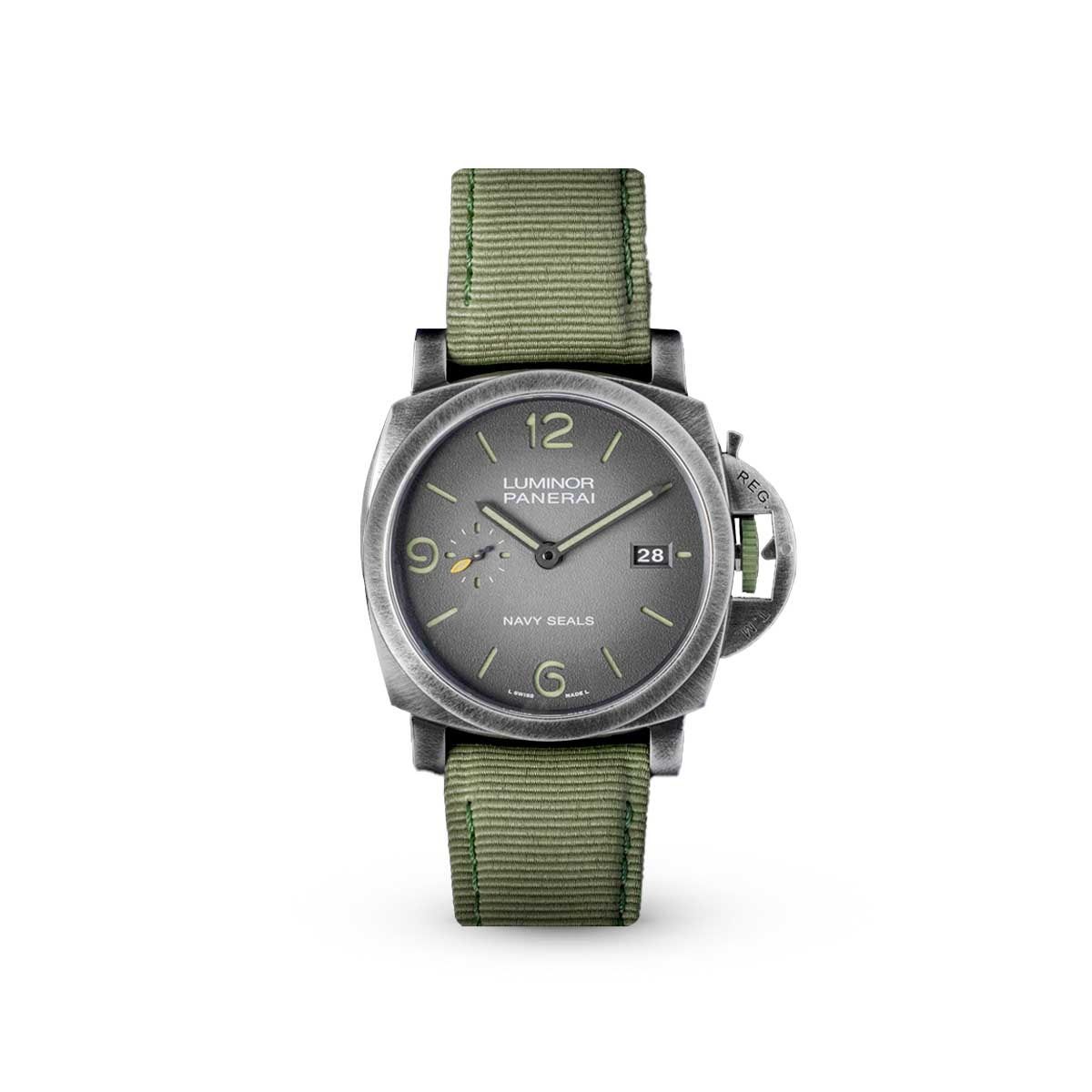 New Feb 2025 Panerai Luminor Marina 44 PAM01412 Green, Luxury, Watches ...