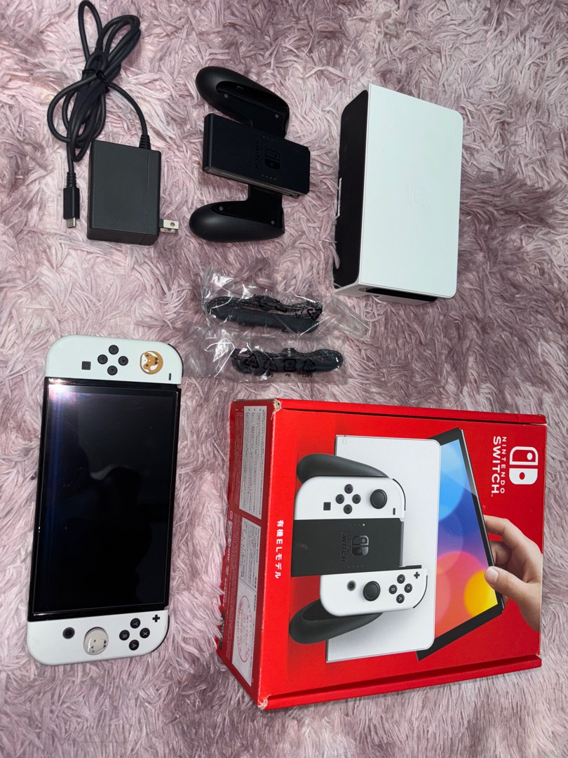 Nintendo Swith Oled Model (White), Video Gaming, Video Game Consoles ...