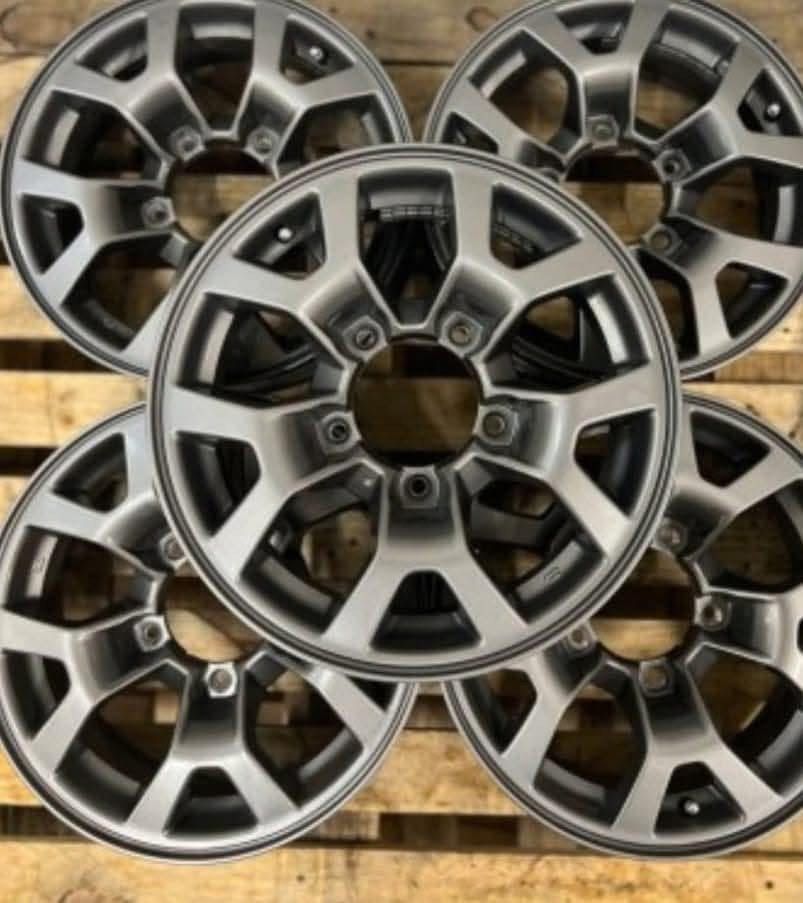 Original Suzuki Jimny Rims, Auto Accessories on Carousell