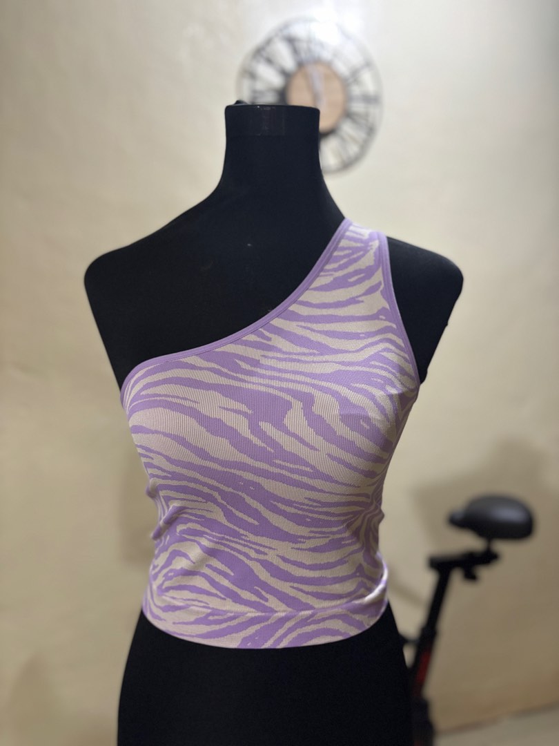 Primark One Side Ribbed Top, Women's Fashion, Tops, Sleeveless on Carousell