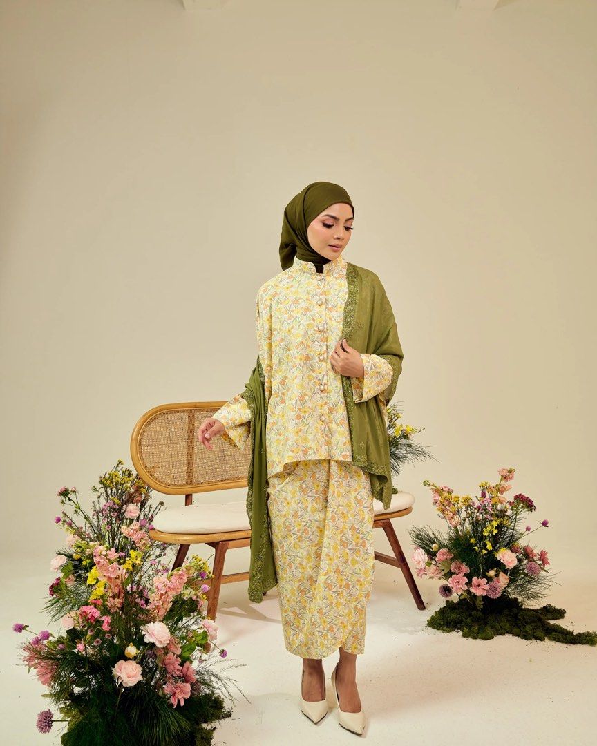 Rahsae Elise in Yellow, Women's Fashion, Muslimah Fashion, Baju Kurung & sets on Carousell