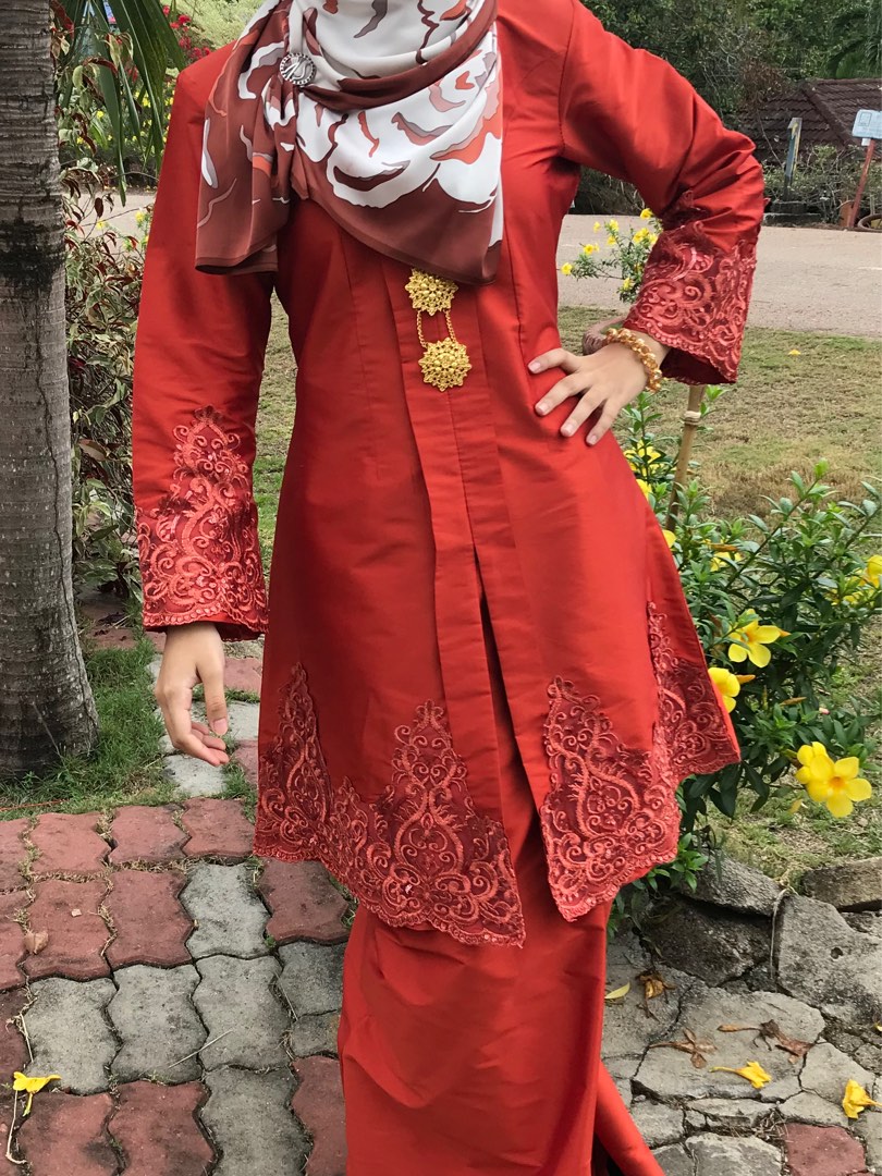 [RENT] ICAHFA BURNT ORANGE KEBARUNG KEBAYA TUN MELUR, Women's Fashion ...