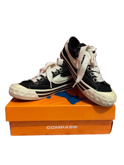 Sepatu Compass Retrograde, Men's Fashion, Footwear, Sneakers on Carousell