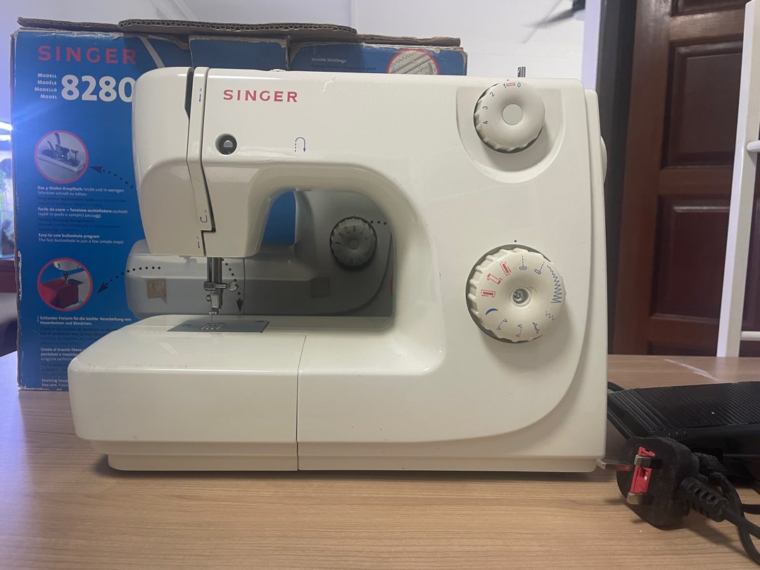 SINGER 8280 SEWING MACHINE, TV & Home Appliances, Other Home Appliances ...
