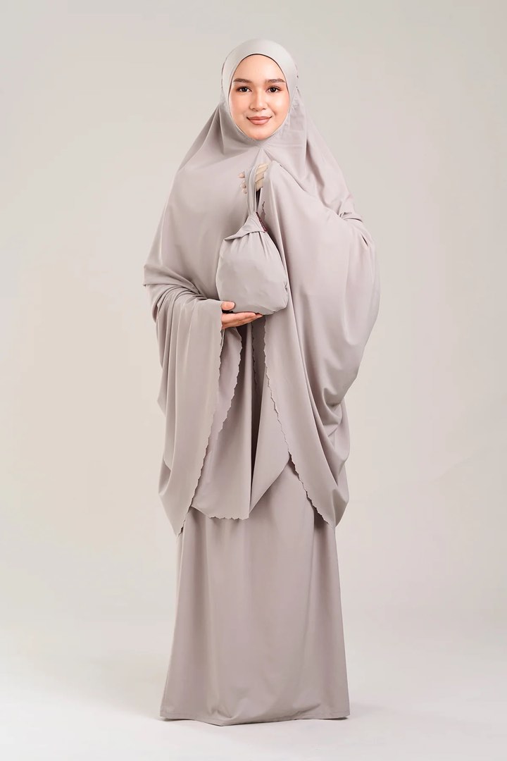 Telekung Harmoni Flair Aria in Truffle, Women's Fashion, Muslimah ...