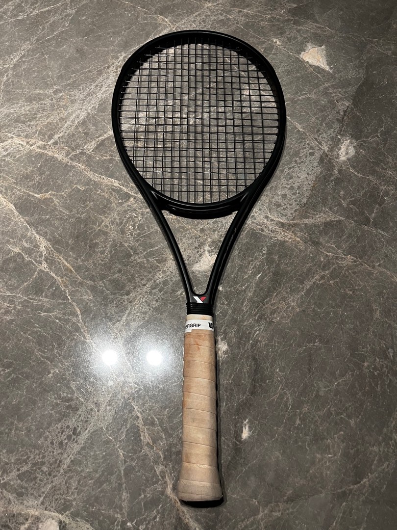 TENX Pro XCalibre tennis racquet grip L3, Sports Equipment, Sports & Games, Racket & Ball Sports ...