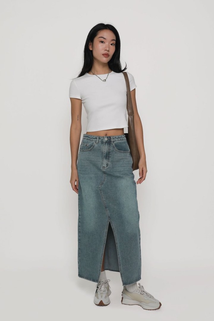 TTR The Tinsel Rack Allison Slit Front Denim Maxi Skirt (Mid Wash ...
