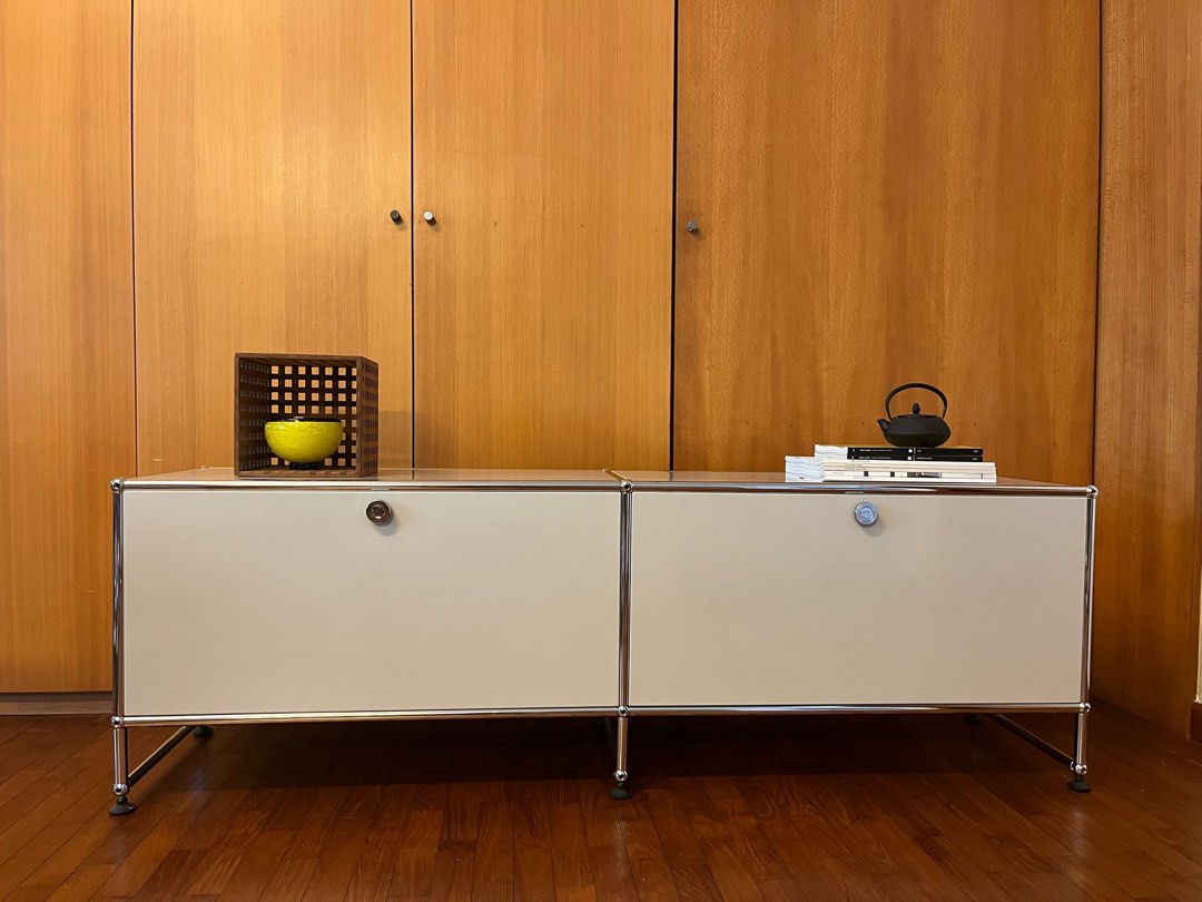 USM Haller single tier console (full set original), Furniture & Home ...