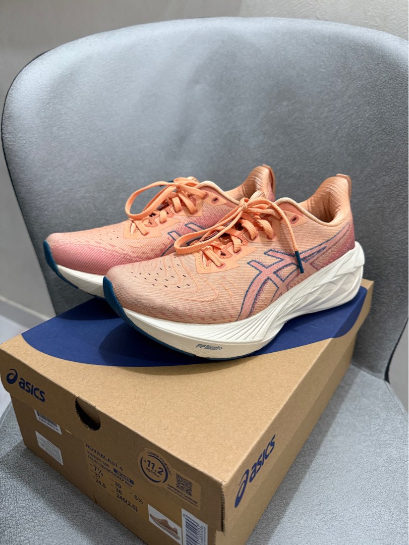 Asics Novablast 4 (Women), Women's Fashion, Footwear, Shoe inserts on ...
