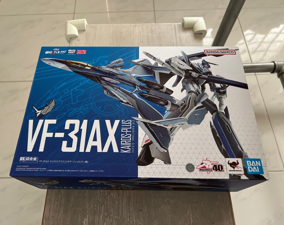 BANDAI: MACROSS DX VF-31AX Kairos Plus (Hayate Immelmann Custom ...