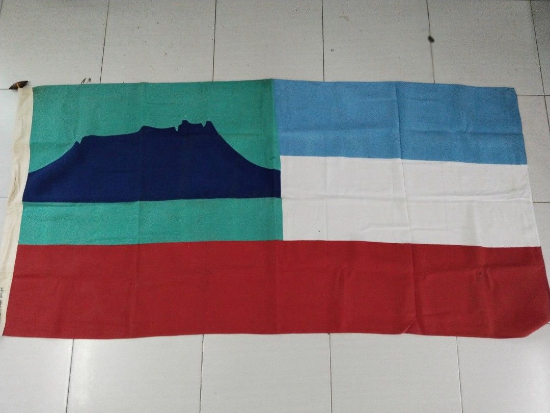 Bendera Sabah Sarawak, Hobbies & Toys, Collectibles & Memorabilia, Fan ...