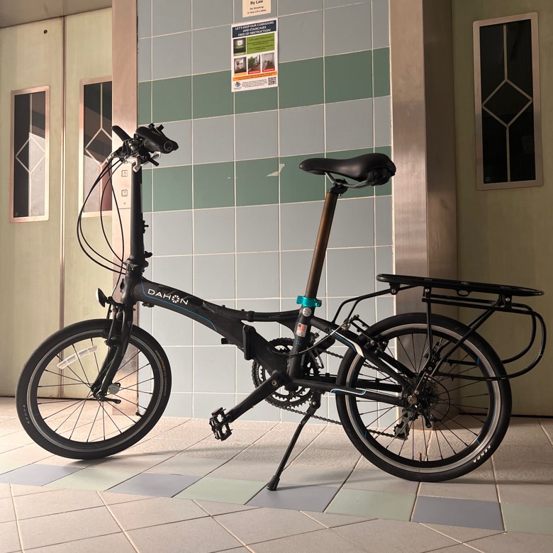 Dahon Visc p18 black blue, Sports Equipment, Bicycles & Parts, Bicycles ...
