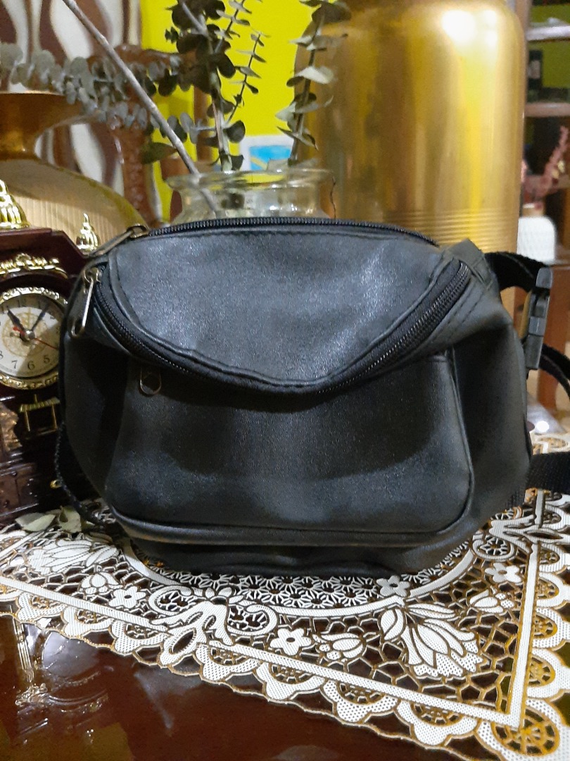 Debco Belt Bag, Women's Fashion, Bags & Wallets, Purses & Pouches on ...