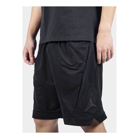 Jordan auth triangle short, Men's Fashion, Bottoms, Shorts on Carousell