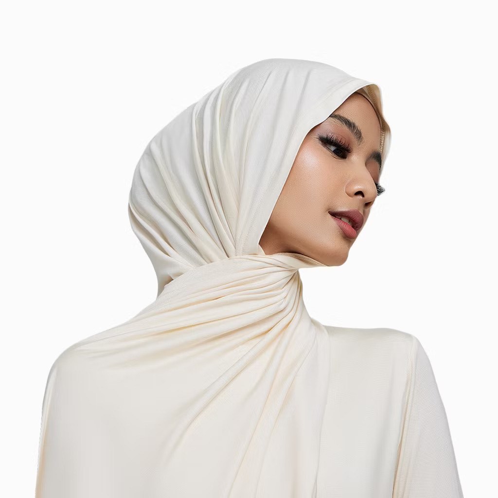 LAFIYE SKIV ROU CREAM 100% ORI, Fesyen Wanita, Muslim Fashion, Syal di ...