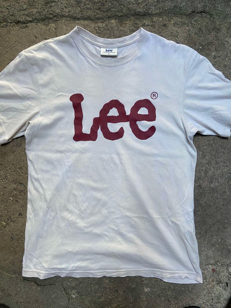 LEE SCRIPT LOGO, Men's Fashion, Tops & Sets, Tshirts & Polo Shirts on ...