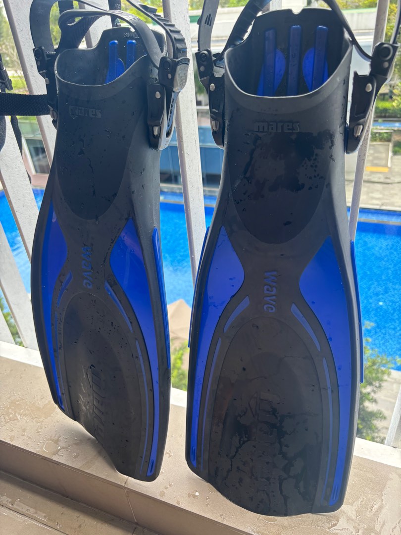 Mares Wave Dive Fins - Small, Sports Equipment, Sports & Games, Water ...