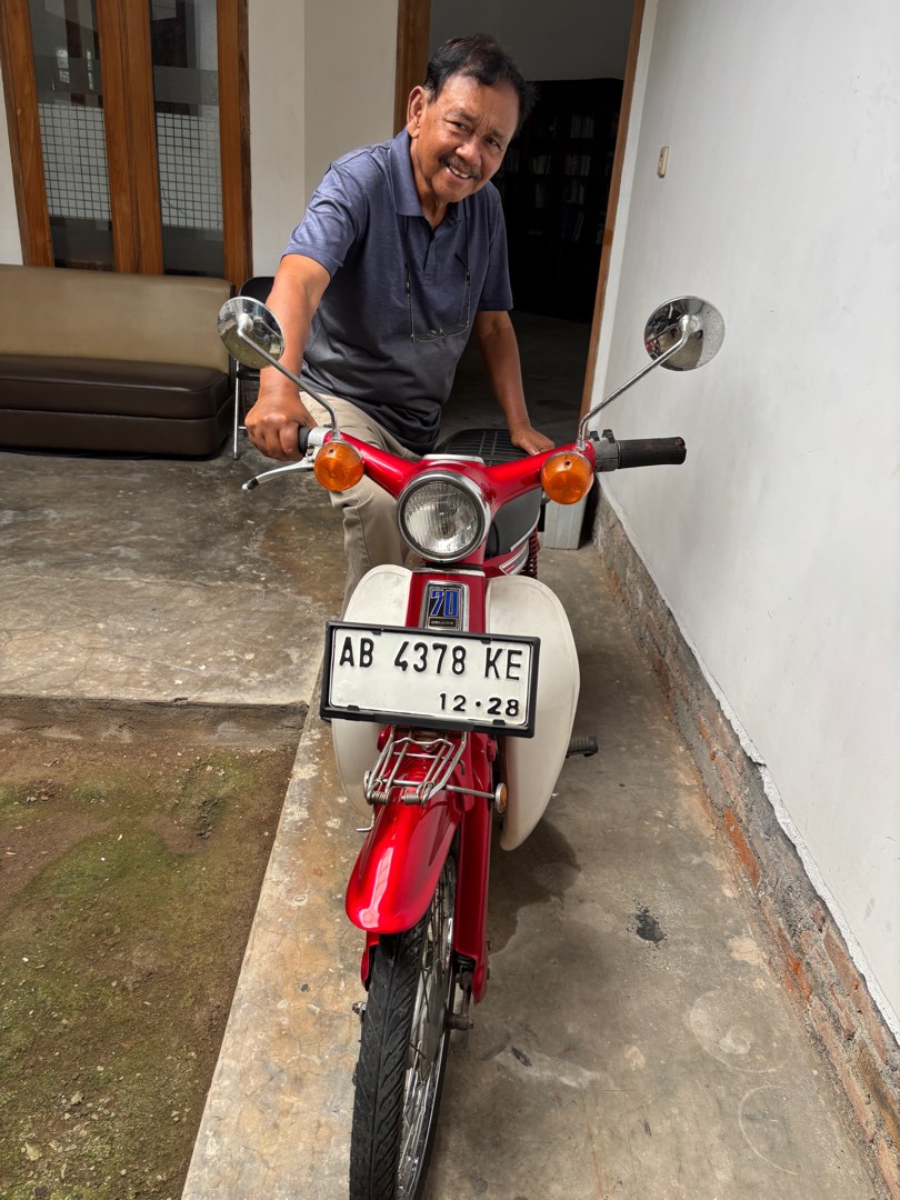 Motor cb, Motor di Carousell