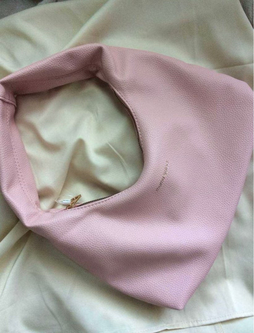 MUMU Pink Bag, Women's Fashion, Bags & Wallets, Shoulder Bags on Carousell