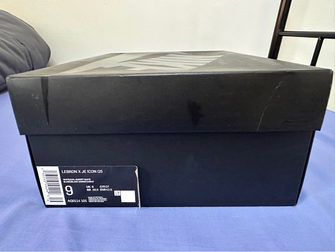 NIKE LEBRON x JE ICON QS, Luxury, Sneakers & Footwear on Carousell