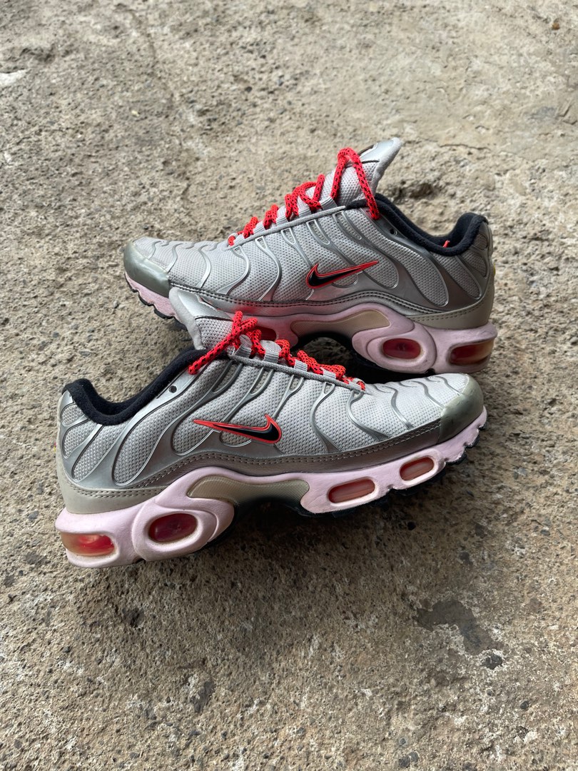 Nike Tn Mettalic Silver Crimson, Men's Fashion, Footwear, Sneakers on ...