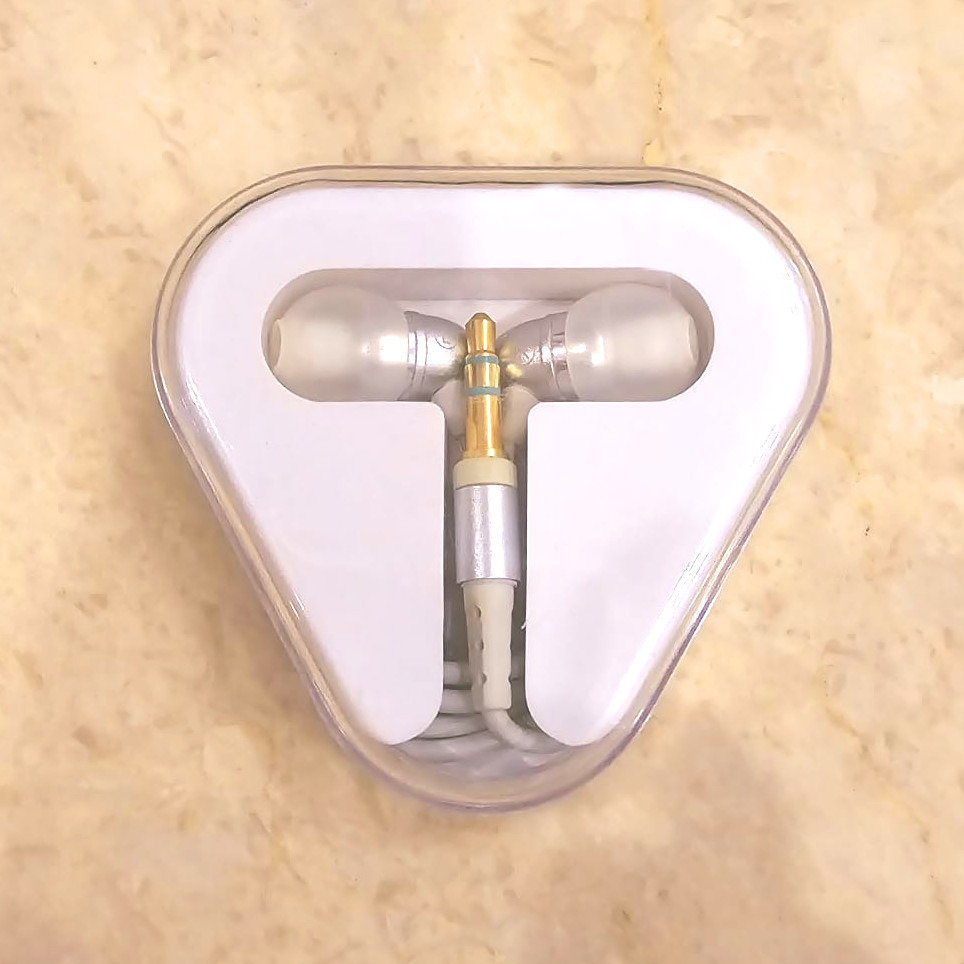 Noise Isolation Corded Wired Inner Ear Earbuds Earphones Earpods ...