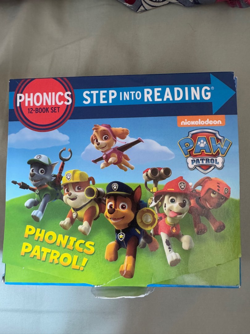 Paw Patrol Phonics Patrol 12 books set, 興趣及遊戲, 書本 & 文具, 兒童書籍 - Carousell