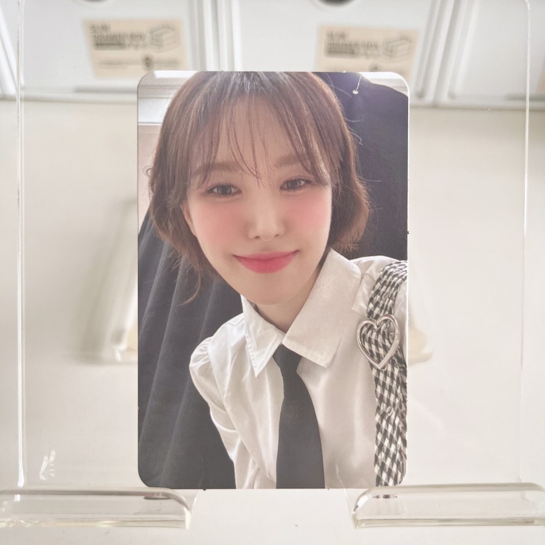 red velvet wendy 2024 season’s greetings trading card photocard ...