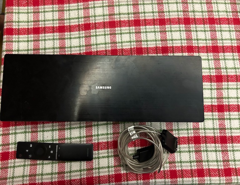 Samsung one connect box, TV & Home Appliances, TV & Entertainment, TV ...