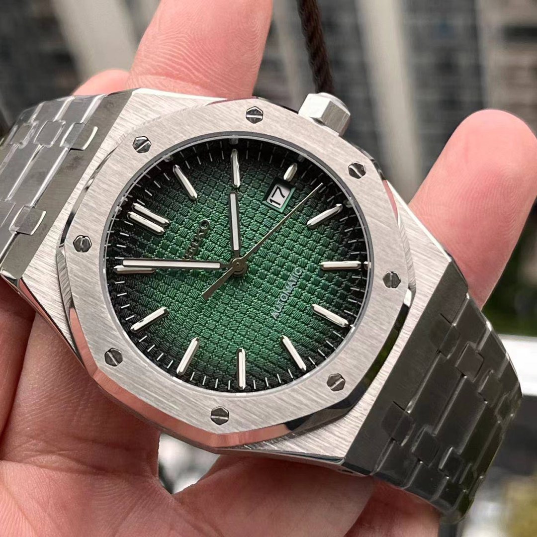 Seiko Royal Oak Mod Faded Green Dial, Men's Fashion, Watches ...