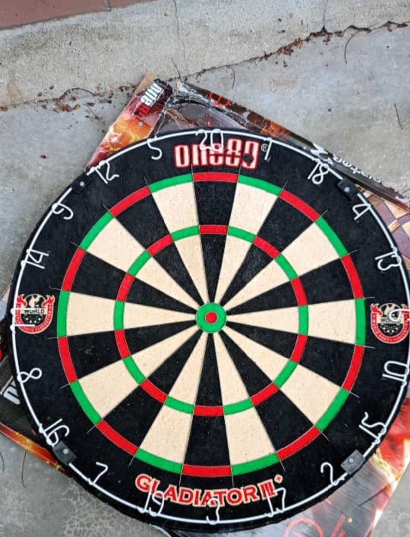 Set Stand dart dan dart board, Sports Equipment, Other Sports Equipment ...