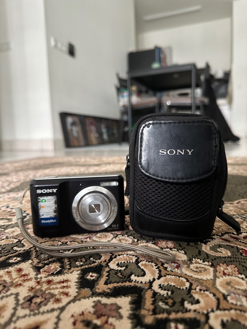 Sony Cybershot DSC-S2000, Photography, Cameras on Carousell