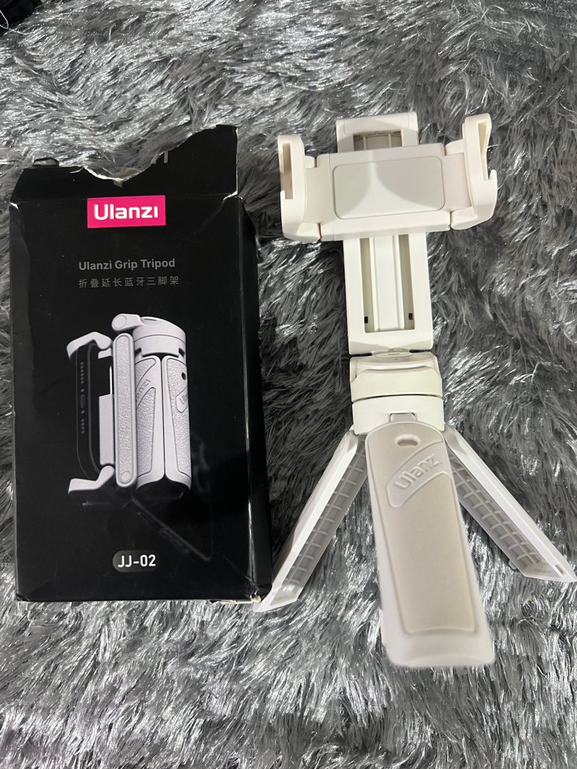 Ulanzi grip tripod, Mobile Phones & Gadgets, Mobile & Gadget ...