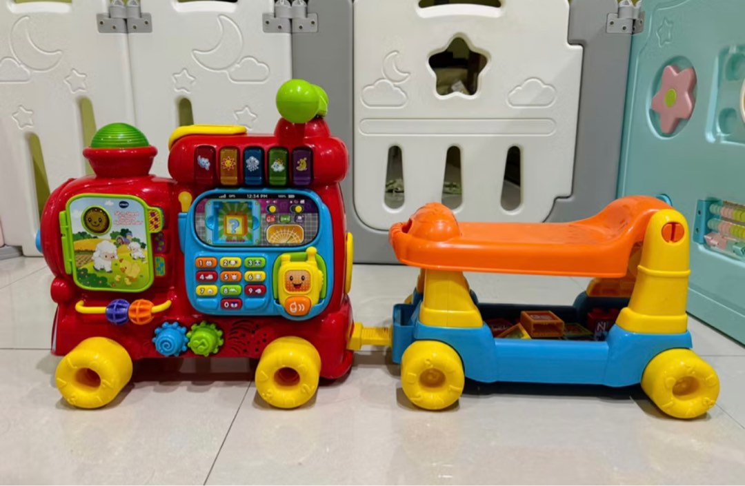 VTech 4 in 1 Ultimate Alphabet Train Ride-on Toys Learning kids Boys ...