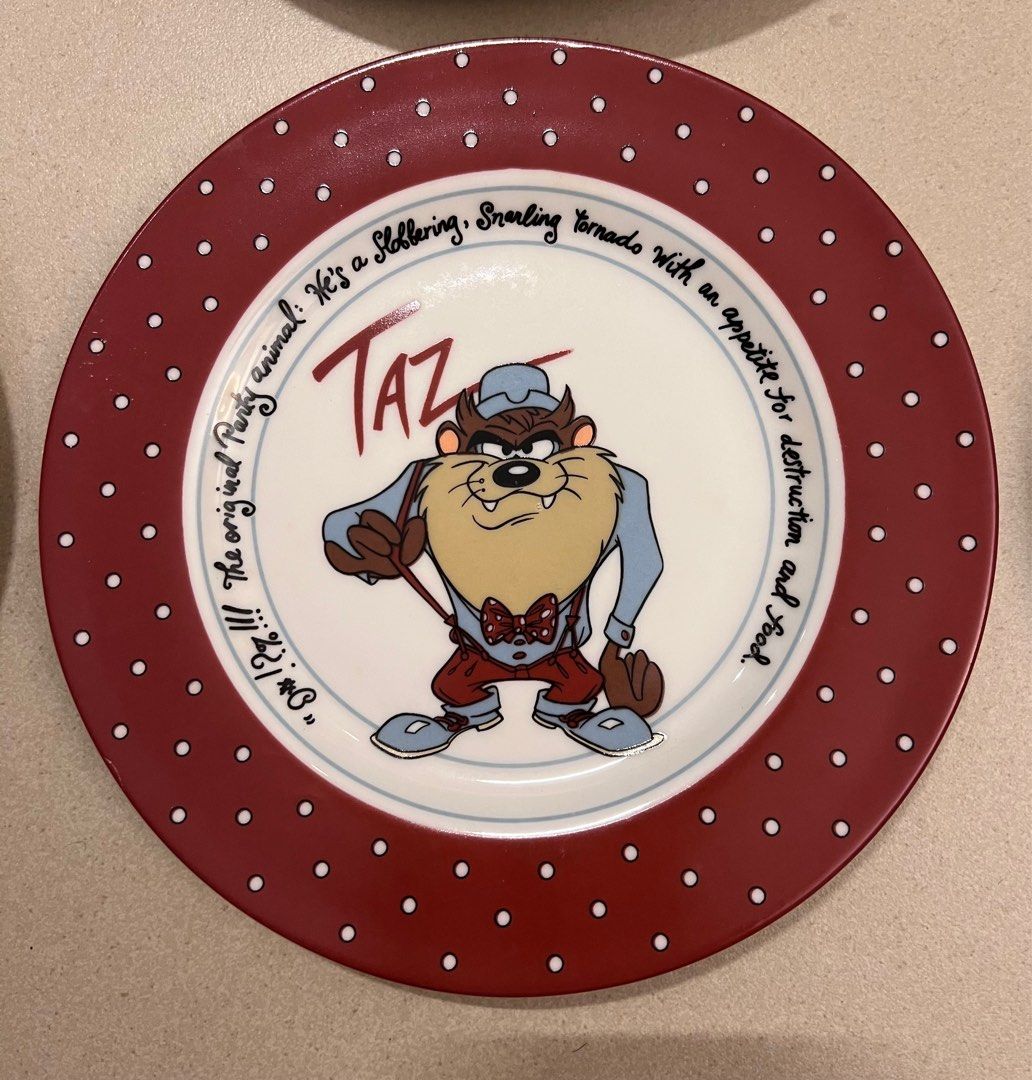 Warner Bros plates collections, Furniture & Home Living, Home Decor ...