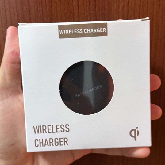 Wireless Charger Qi standard, Mobile Phones & Gadgets, Mobile & Gadget ...