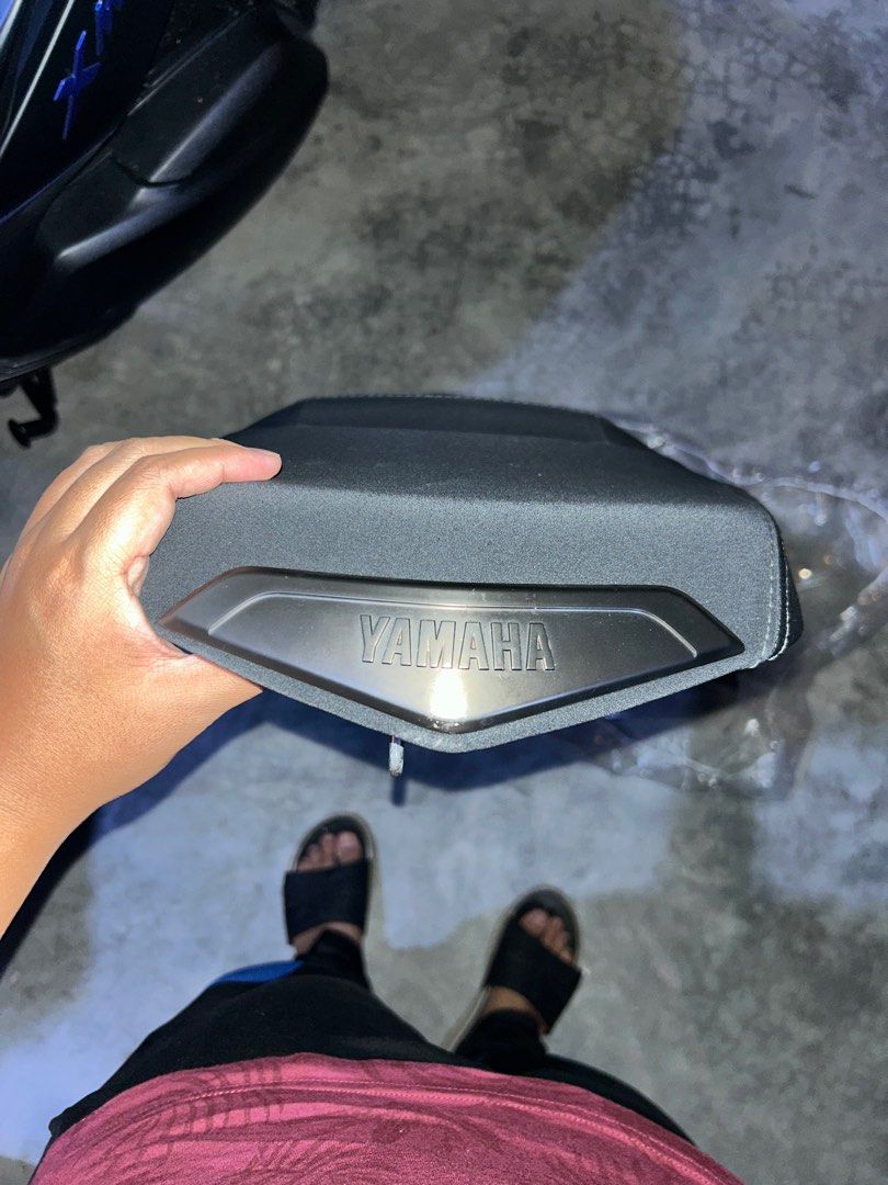 Yamaha Xmax V2 original seat, Motorbikes on Carousell