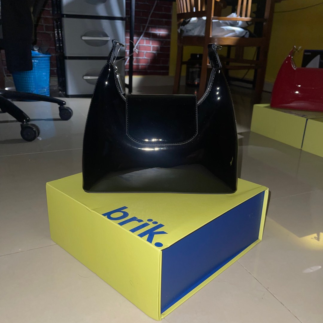 Brik Upsized Chroma in Midnight, Women's Fashion, Bags & Wallets ...