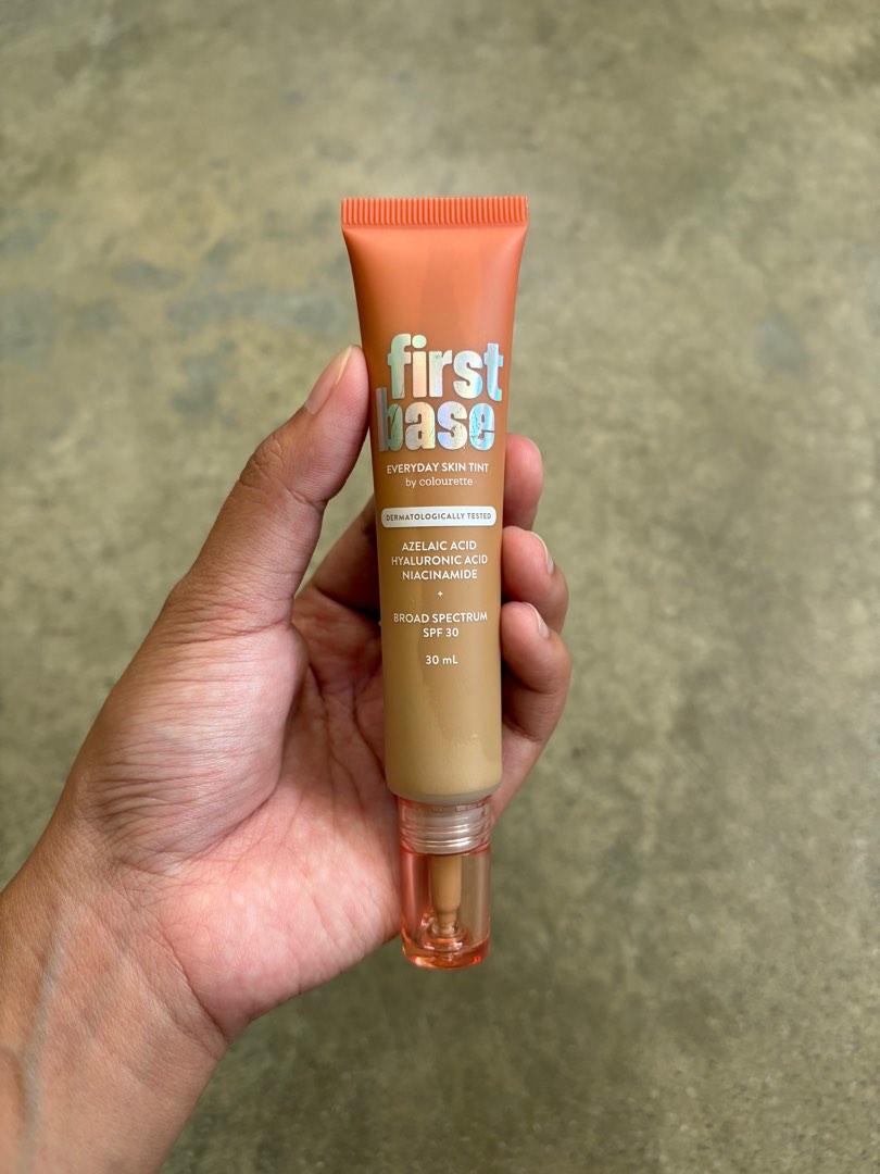 Colourette first base in shade Mayon, Beauty & Personal Care, Face ...