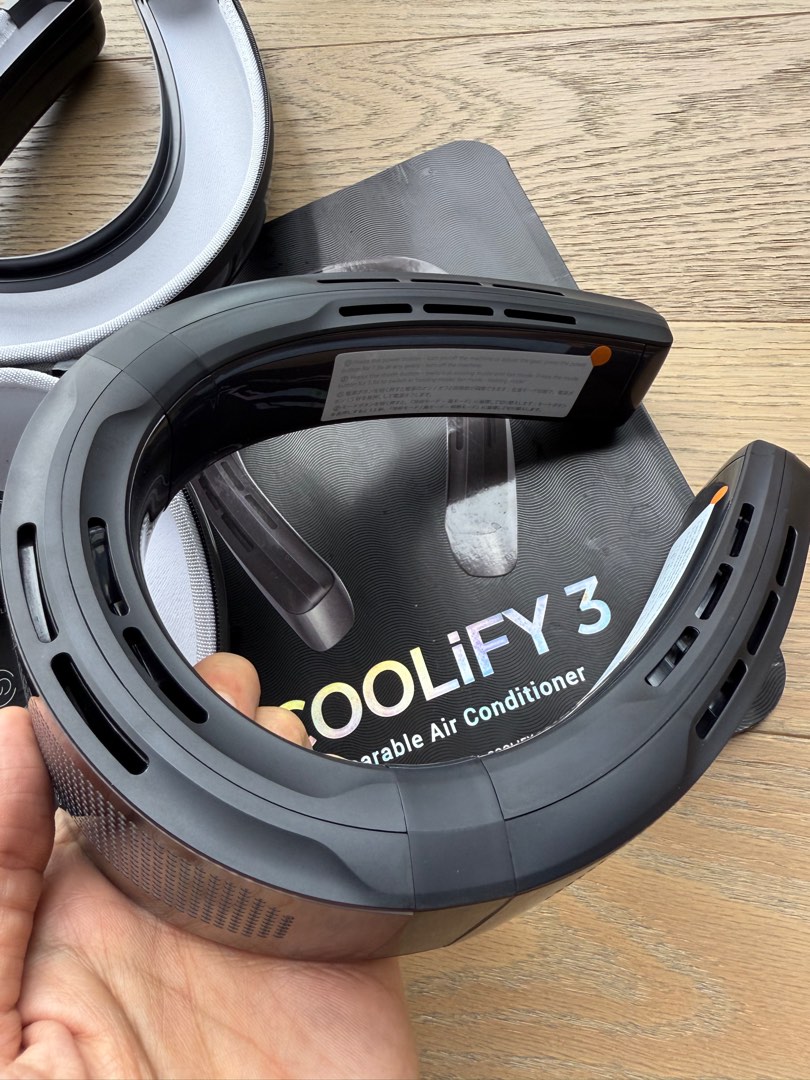 Coolify 3, Mobile Phones & Gadgets, Wearables & Smart Watches on Carousell