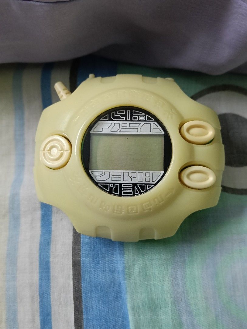 Digimon D2 Digivice - Original, Glow in the Dark version, Hobbies ...