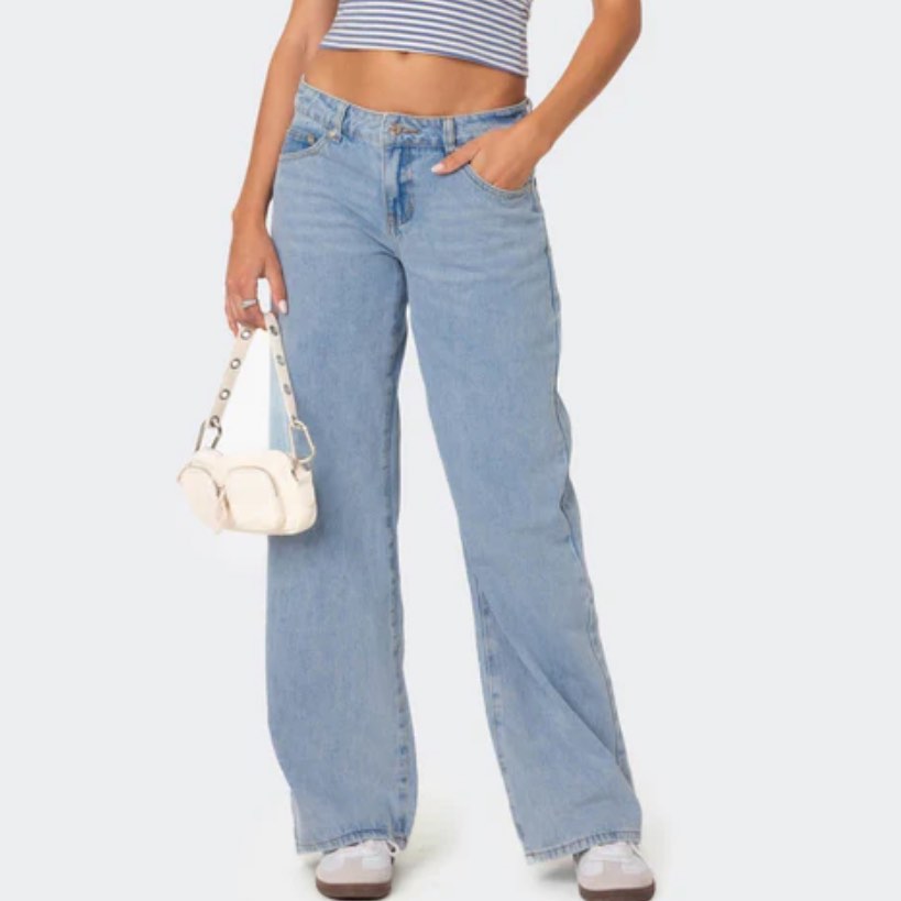 edikted raelynn low rise jeans (defected), Women's Fashion, Bottoms ...