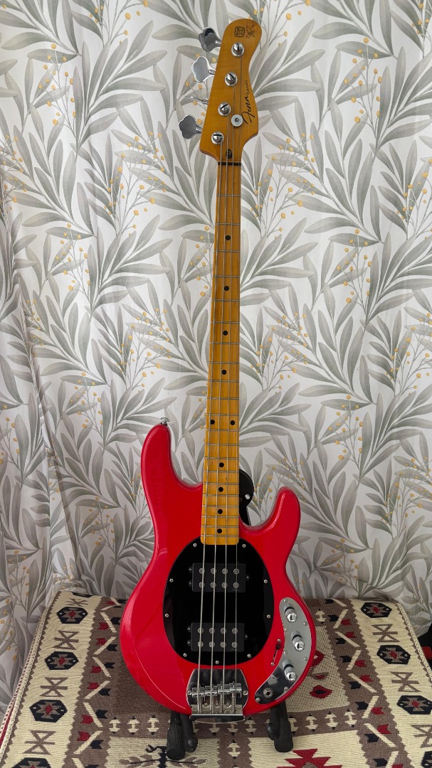 FENA Bass Stingray Model FREE Softcase Like NEW Premium Setup, Musik ...