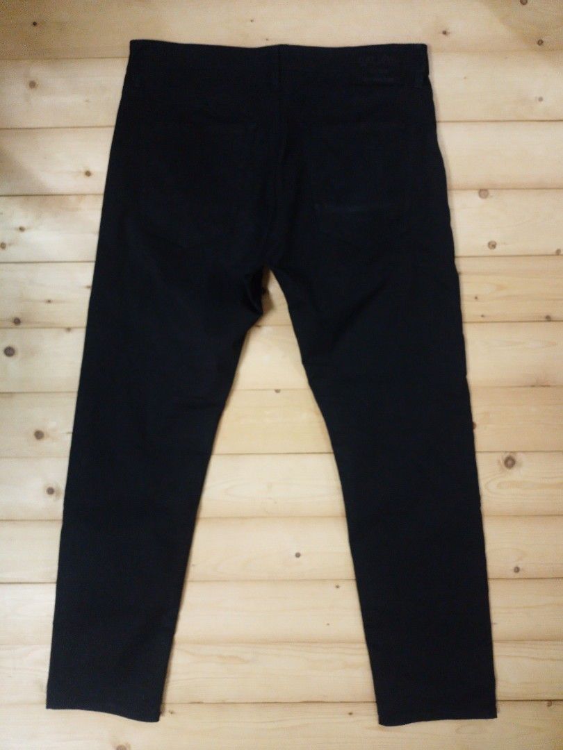 FIELDCORE Jeans (super black), Men's Fashion, Bottoms, Jeans on Carousell
