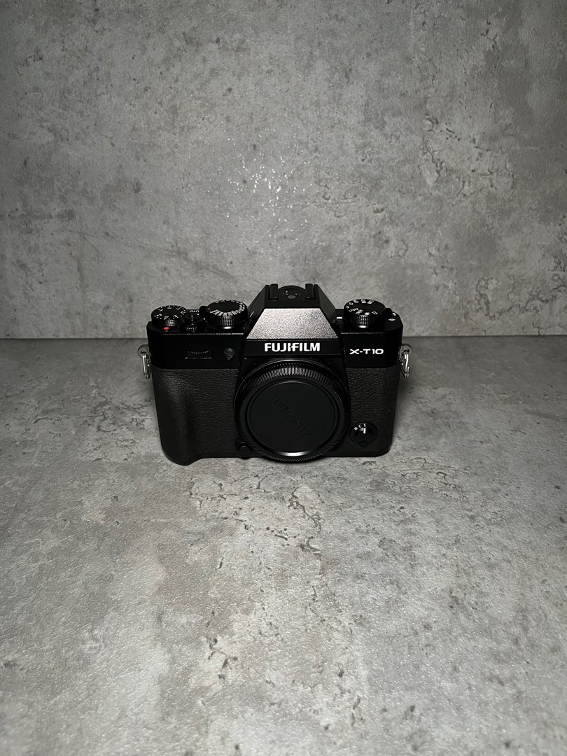 Fujifilm XT10 camera (XT-10, X-T10), Photography, Cameras on Carousell