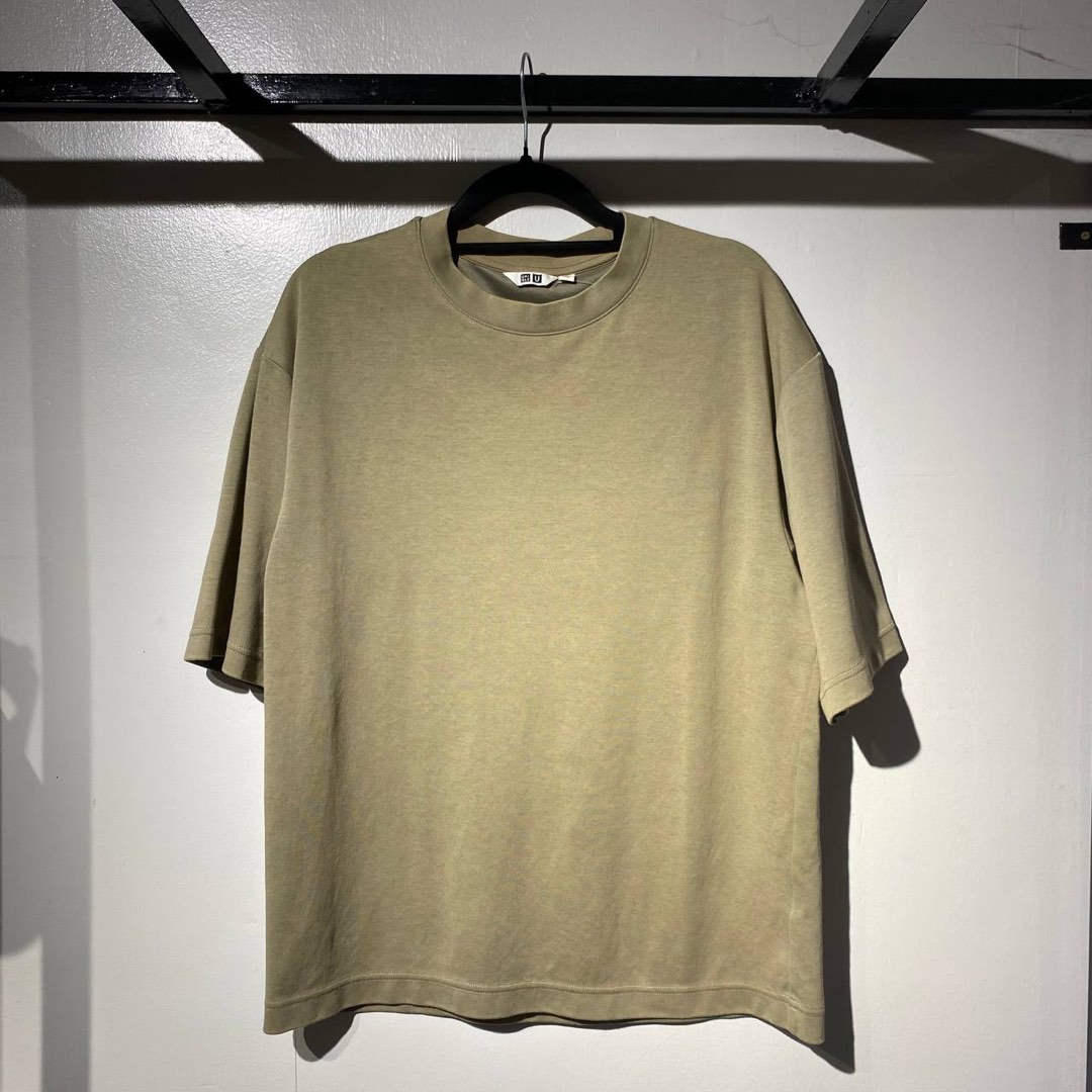 Green Uniqlo Oversized Airism Medium, Men's Fashion, Tops & Sets ...