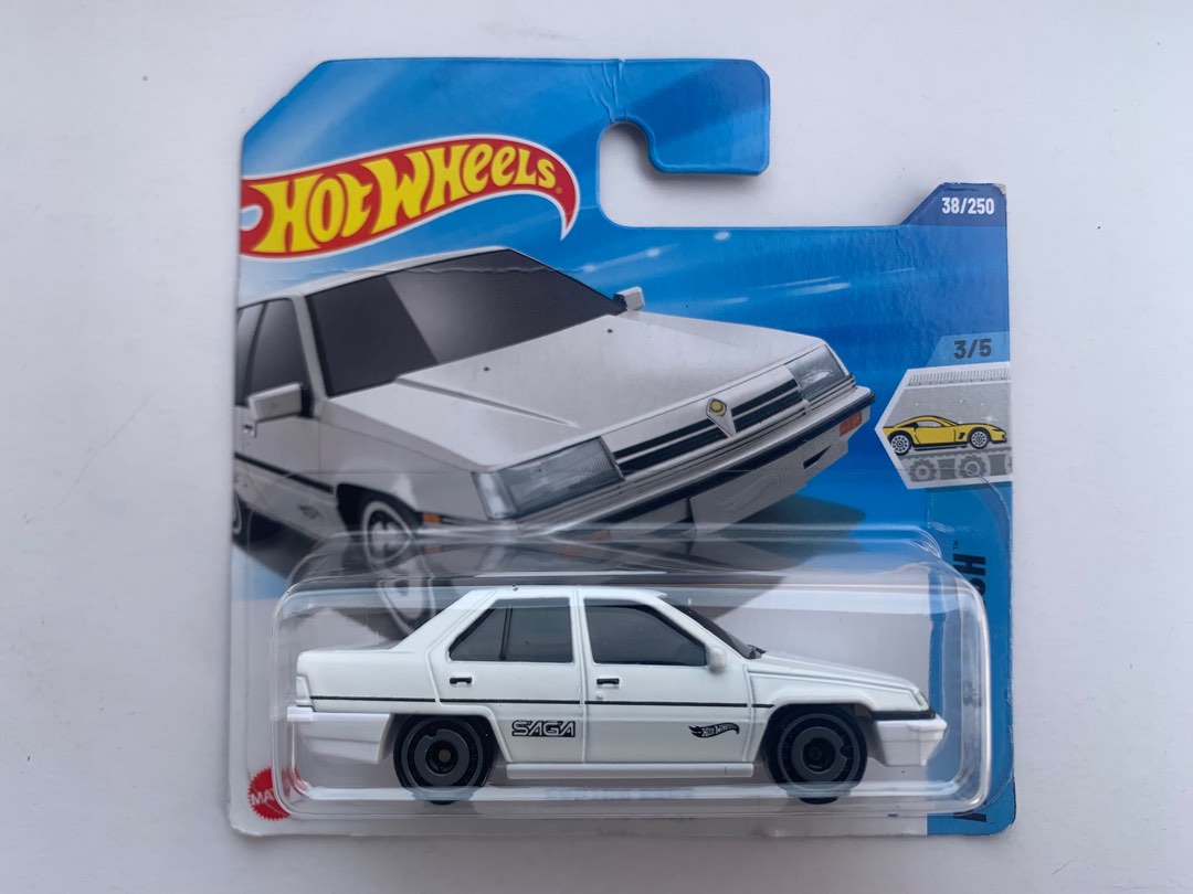 Hotwheels Proton Saga Putih Mainline Short Card, Hobbies & Toys, Toys ...