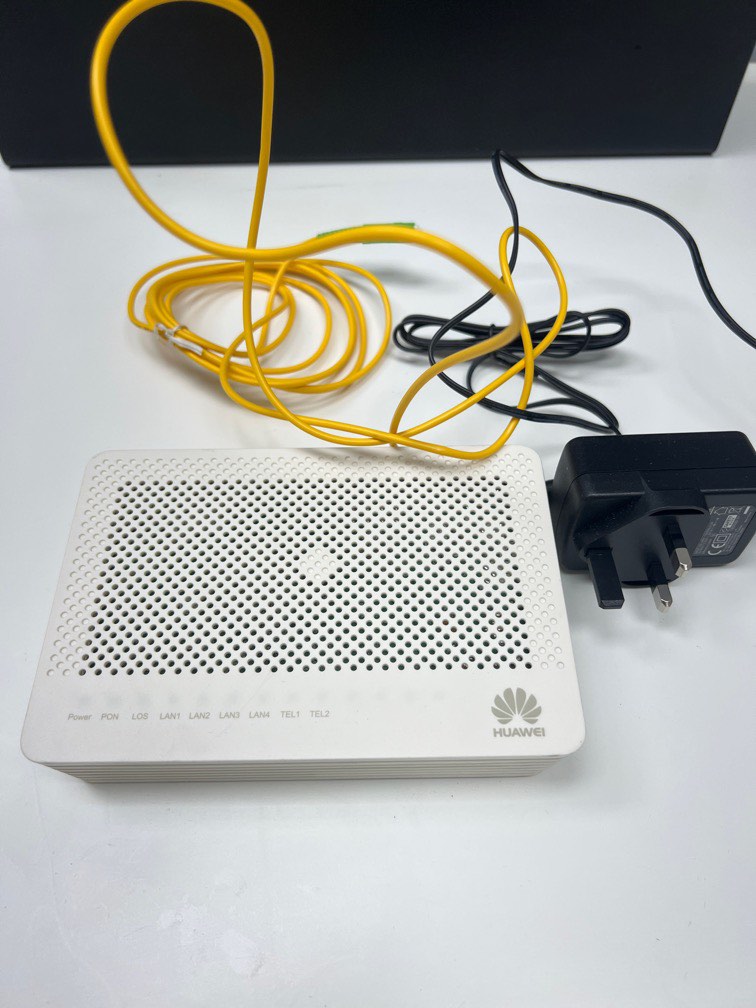Huawei GPON terminal HG8240H5, Computers & Tech, Parts & Accessories ...